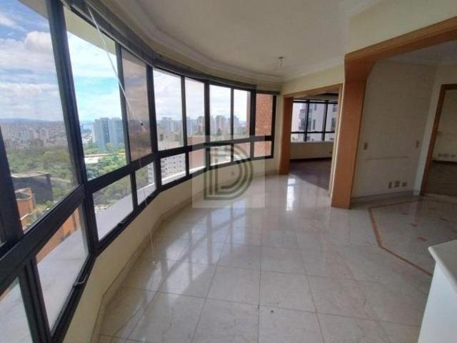 Baixou o preço! Apartamento á venda com 255 m/3 suítes/4 vagas/Região Morumbi.