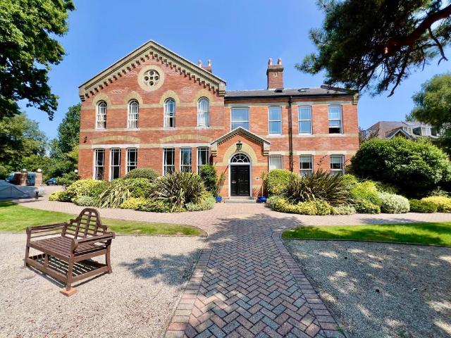 Bailey Hall, Dragoon Way, BH23 2 bed flat to rent £1,495 pcm £345 pw