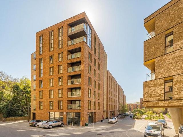 Bailey Street, London SE8 1 bed flat to rent £2,100 pcm £485 pw