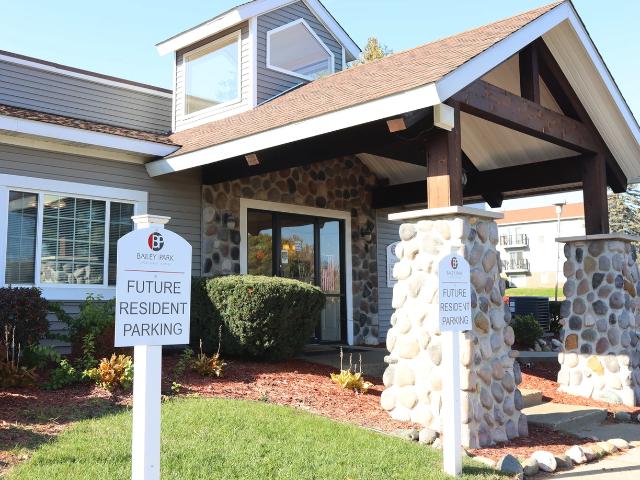 Bailey Park Studio Apartment for Rent at 1417 Capital Ave Ne, Battle Creek, MI 49017