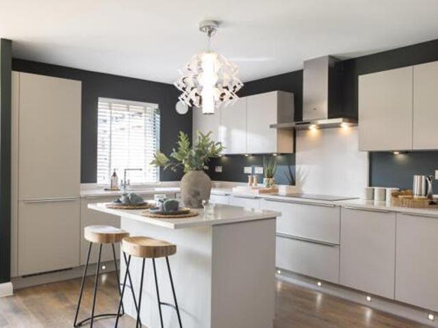 Baileys Crescent, Abingdon, 5 Bedroom Detached