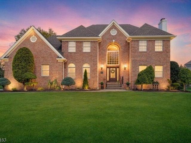 Bailiwick Dr, Warren Twp, Home For Sale