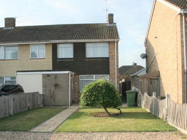 Baillie Close, Rainham, 3 Bedroom Semi detached