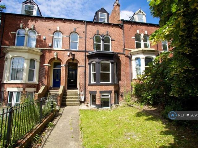 Bainbrigge Road, Leeds, LS6 6 bed terraced house to rent £3,250 pcm £750 pw