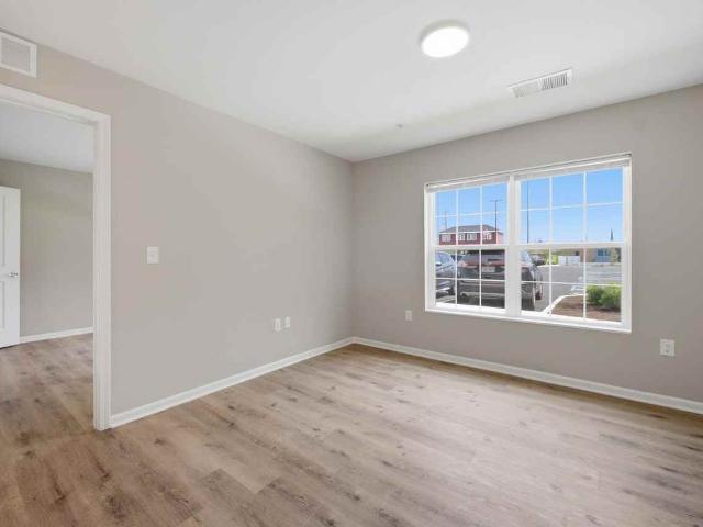 Bains Pointe 3 Bedroom Apartment for Rent at 1100 High St, Portsmouth, VA 23704