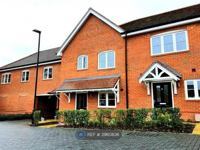 Baird Close, Wellesley, Aldershot GU11, 3 bed terraced house to rent, £2,000 pcm | PrimeLocation