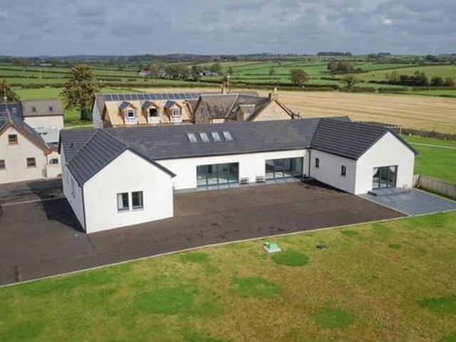 Bairn Mid Lambroughton Farmhouse, Kilmaurs, 4 Bedroom Detached