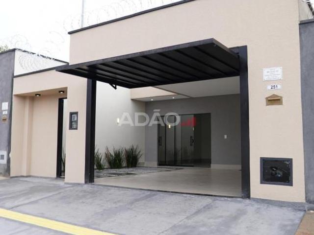 Bairro das industrias Casa de Rua com 3 Quarto s por R$ 699000.00 no setor Das Indústrias TA40145