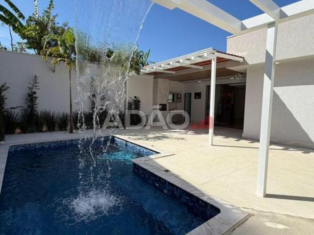 BAIRRO ILDA Casa de Rua com 3 Quarto s por R$ 1400000.00 no setor Ilda TA39343