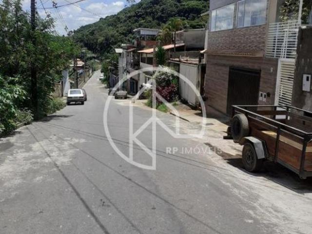 Bairro Marilândia / Lote com 300m² / Confira