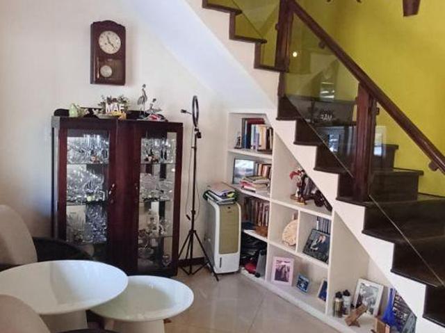 Bairro São Pedro: Excelente casa duplex 3 quartos 2 suítes ar. gourmet piscina e 3 vagas garagem