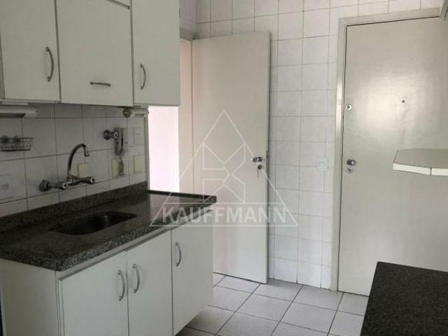 Bairro Pompéia 2 vagas lazer. Pronto para ser habitado