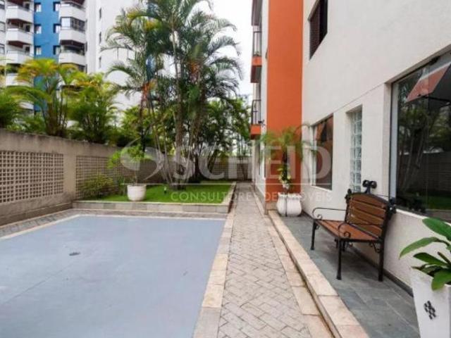 Bairro Vila Mascote, 2 quartos,sala com sacada, lazer completo