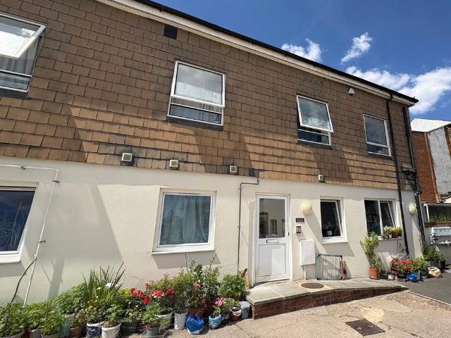 Bakehouse Mews, High Street, Aldershot, Hampshire GU11, 1 bed flat to rent, £950 pcm | PrimeLocation