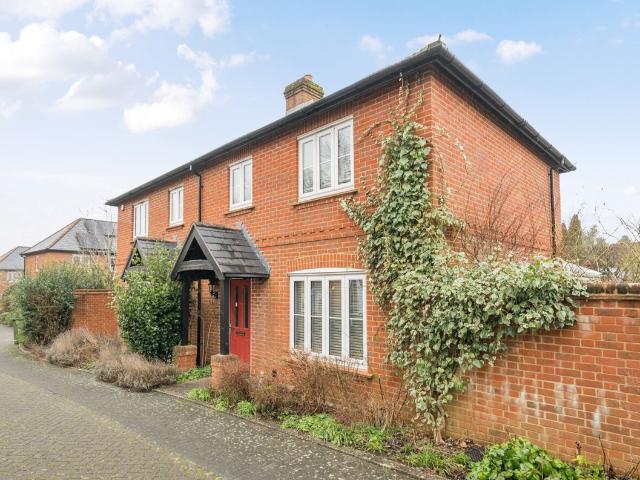 Bakeland Gardens, Alresford, Hampshire SO24, 3 bed semi detached house to rent, £1,950 pcm | PrimeLocation