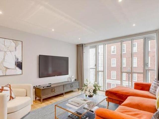 Baker, Baker Street, 3 Bedroom Apartment