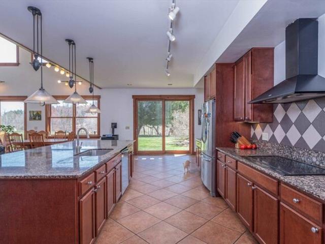 Baker Rd, Springfield, Home For Sale