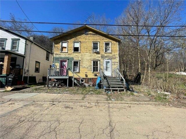 Baker St, Aliquippa, Condo For Sale