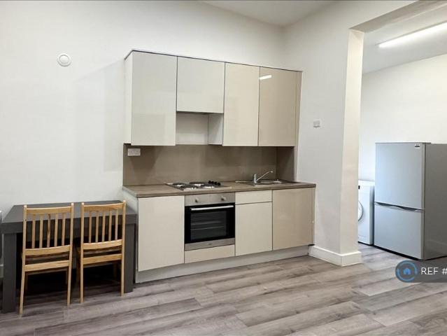 Baker St, Enfield, EN1 1 bed flat to rent £1,850 pcm £427 pw