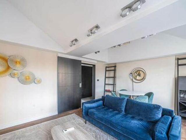 Baker Street, 2 Bedroom Flat