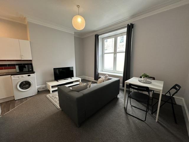Baker Street, Aberdeen AB25, 1 bed flat to rent, £500 pcm | PrimeLocation