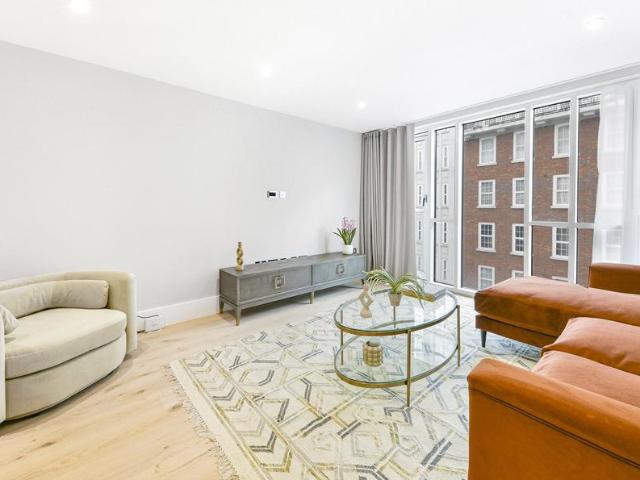 Baker Street, London, NW1 3 bed apartment to rent £9,400 pcm £2,169 pw
