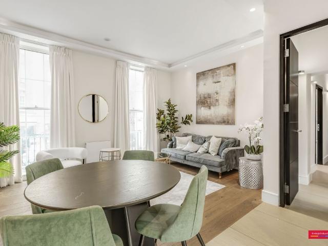 Baker Street, Marylebone, London NW1, 2 bed flat to rent, £5,200 pcm | PrimeLocation