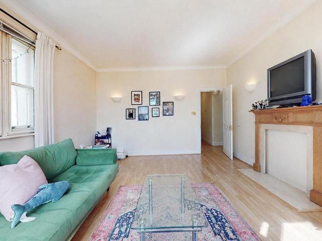 Baker Street, Marylebone, London NW1, 2 bed flat to rent, £3,142 pcm | PrimeLocation