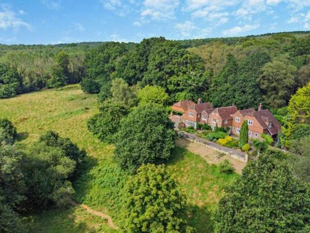 Bakers Lane, Dallington, 5 Bedroom Detached