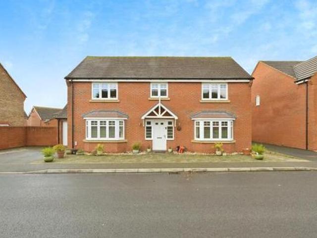 Bakers Lane, Long Buckby, 4 Bedroom Detached