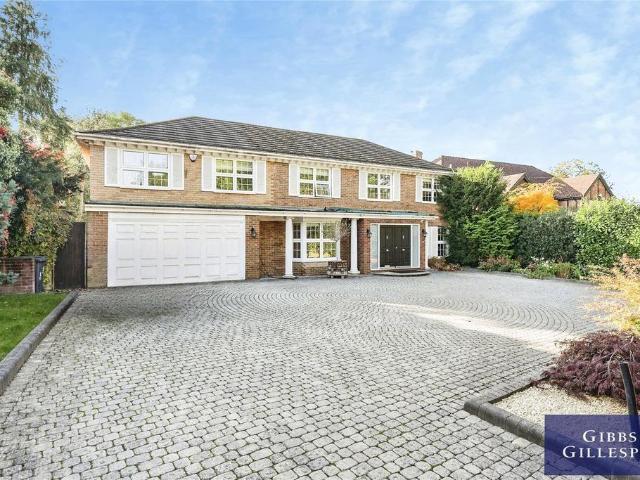 Bakers Wood, Denham, UB9 5 bed detached house to rent £5,200 pcm £1,200 pw