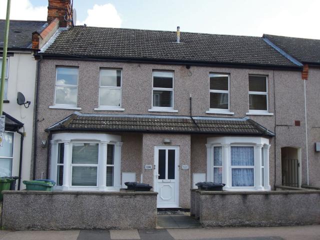 Bakery Mews WD18, Watford, 1 bed flat to rent, £1,200 pcm | PrimeLocation