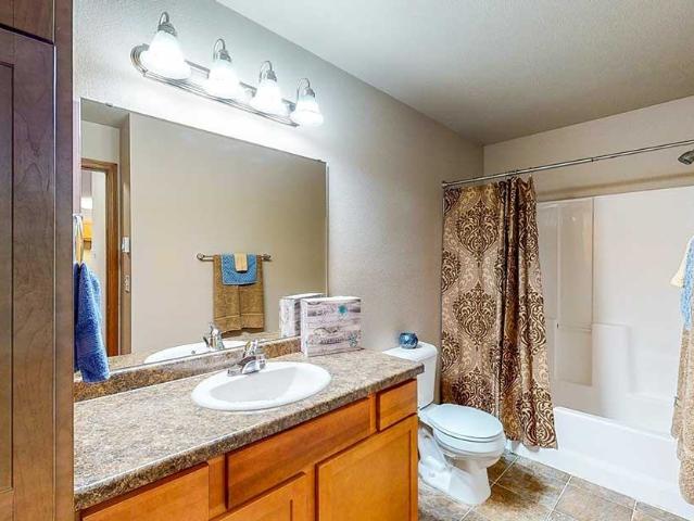 Bakken Ridge 3 Bedroom Apartment for Rent at 210 11th Avenue Northeast, Watford City, ND 58854