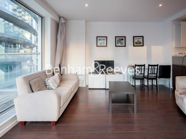 Baltimore Wharf, Isle of Dogs E14 2 bed apartment to rent £3,200 pcm £738 pw