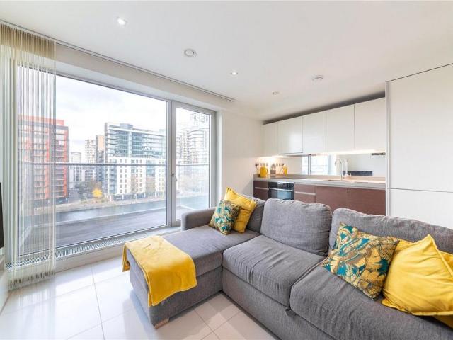 Baltimore Wharf, London E14 Studio to rent £2,097 pcm £484 pw