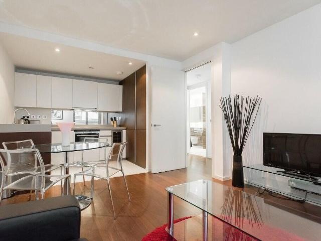 Baltimore Wharf, Millwall E14, 1 bed flat to rent, £2,200 pcm | PrimeLocation
