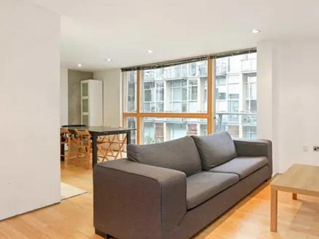 Baltic Place, Regent's Canal towpath, London, N1 5QJ, United Kingdom | 3 bed house for rent #167694536 | Rentberry