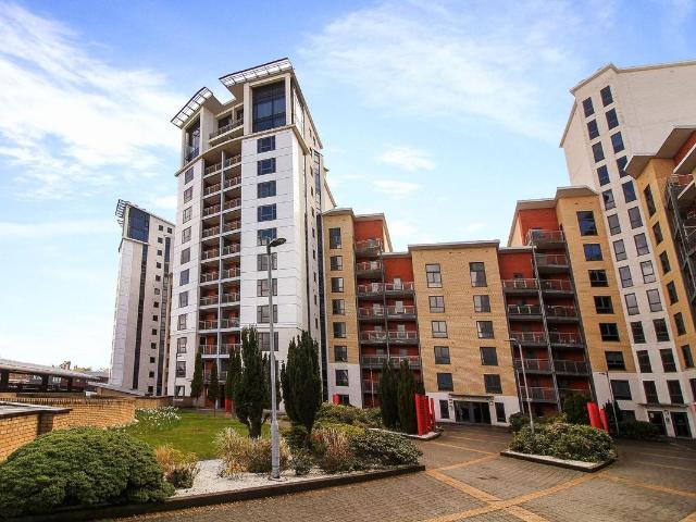 Baltic Quay, Gateshead Quayside, Gateshead NE8, 2 bed flat to rent, £1,300 pcm | PrimeLocation