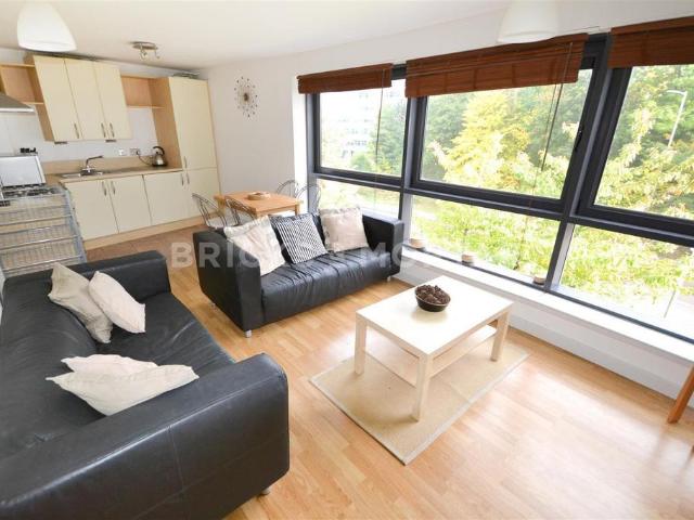 Baltic Quay, Quayside NE8 2 bed apartment to rent £1,095 pcm £253 pw