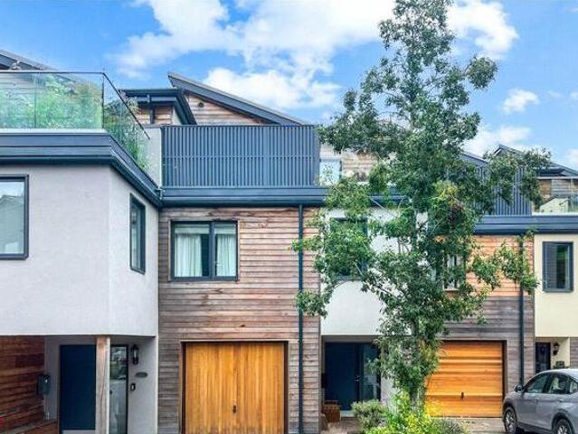 Baltic Way, Totnes, 4 Bedroom Terraced