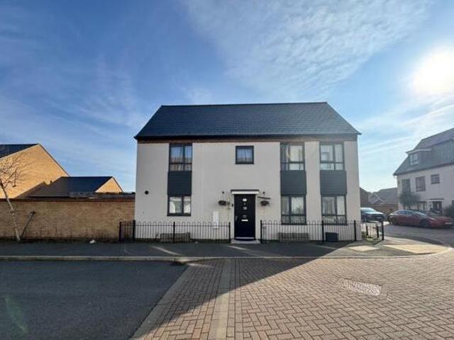 Balwen Grove, Whitehouse, 4 Bedroom Semi detached