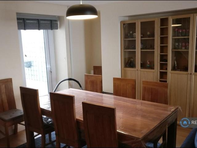 Balaclava Street, Swansea, SA1 3 bed terraced house to rent £1,380 pcm £318 pw