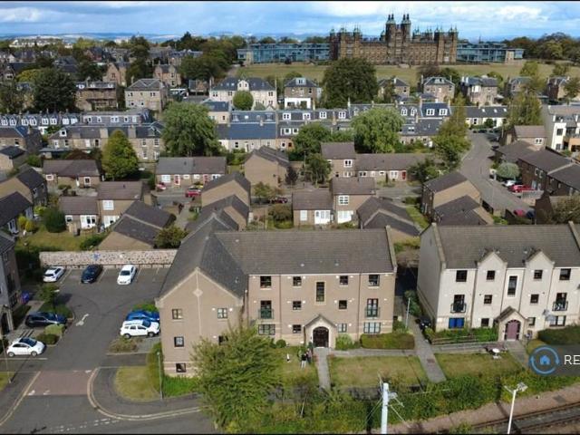 Balbirnie Place, Edinburgh, EH12 2 bed flat to rent £1,450 pcm £335 pw