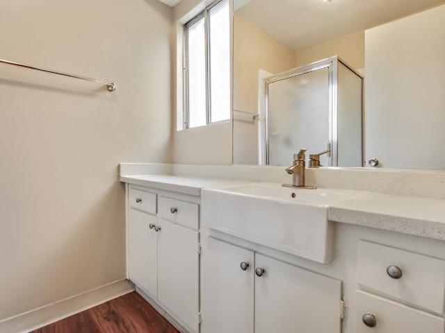 Balboa Court 1 Bedroom Apartment for Rent at 16915 Napa St, Los Angeles, CA 91343 Northridge