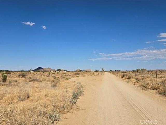 Balboa Ave to Dalton Ave and 6th St, Mojave, CA 93501