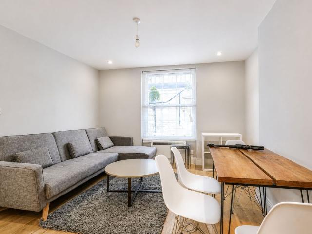 Balcombe Street, London NW1, 2 bed flat to rent, £3,500 pcm | PrimeLocation