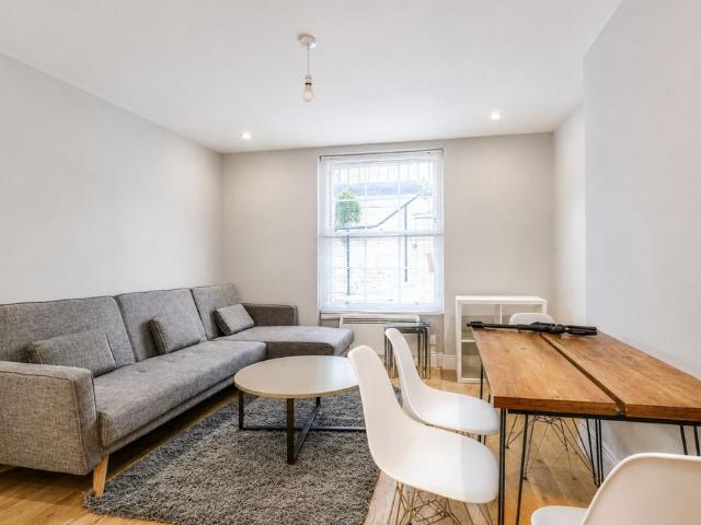 Balcombe Street, London, NW1 2 bed flat to rent £3,500 pcm £808 pw