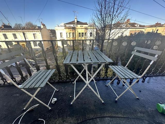 Balcony Aberdeen Road, Bristol BS6, 1 bed flat to rent, £1,350 pcm | PrimeLocation