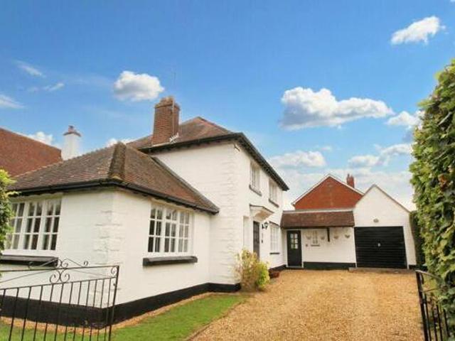 Baldock Road, Letchworth Garden City, 3 Bedroom Detached