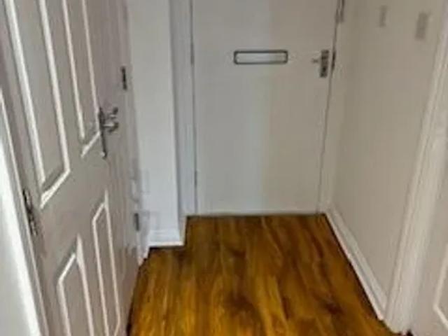 Baldovan Crescent, Glasgow, G33 4LR, United Kingdom | 2 bed apartment for rent #167248573 | Rentberry